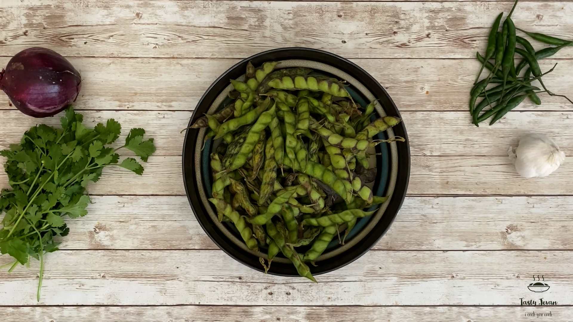 हिरव्या तुरीच्या दाण्यांची भाजी | Green Toor grain recipe – Tasty Jevan